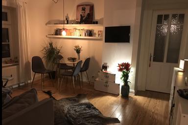 SofaConcerts venue | Nachos Couch